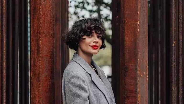 Melek Zeynep Bulut'un Ödüllü Eseri 'Açık Yapıt' Cumhuriyet’in 100 ...