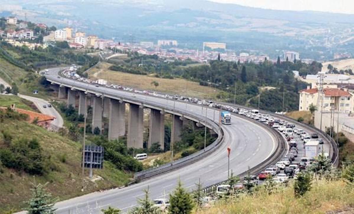 Tatil yolu ölüm yolu - Yaşam Haberleri