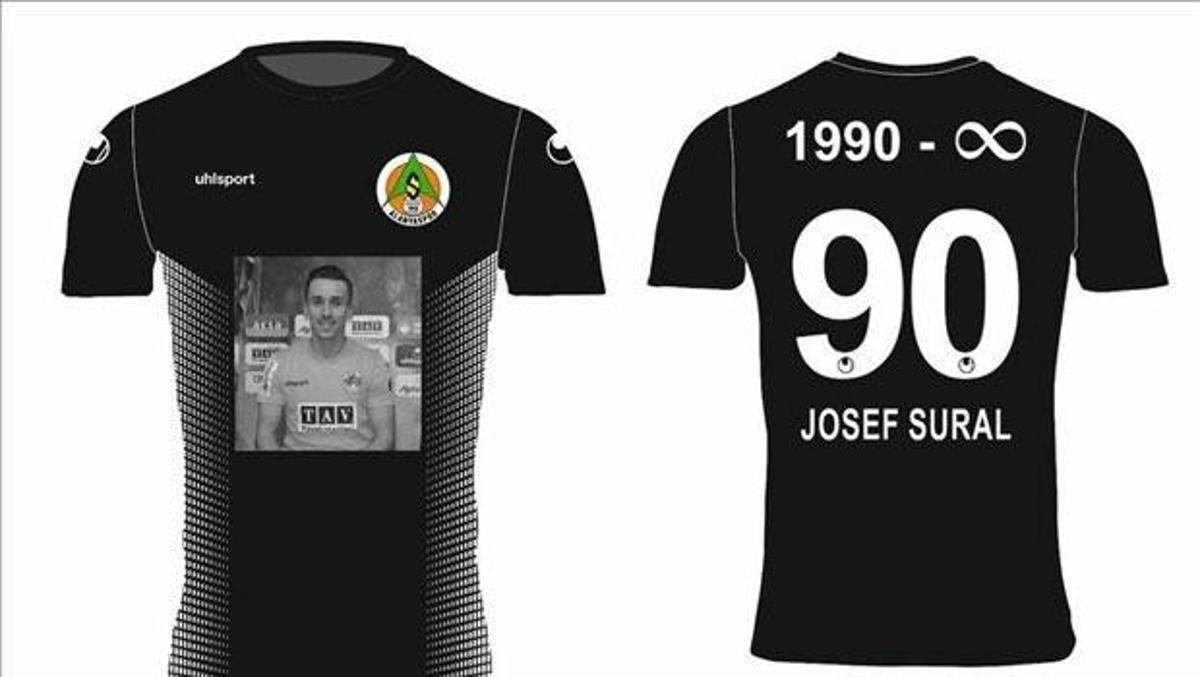 Alanyaspor'dan Josef Sural için özel tişört - Alanyaspor Haberleri