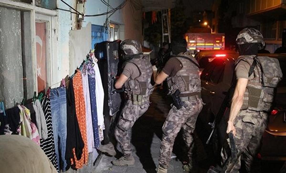 İstanbul'da terör örgütüne tarihi darbe! - Gazetevatan Haberler