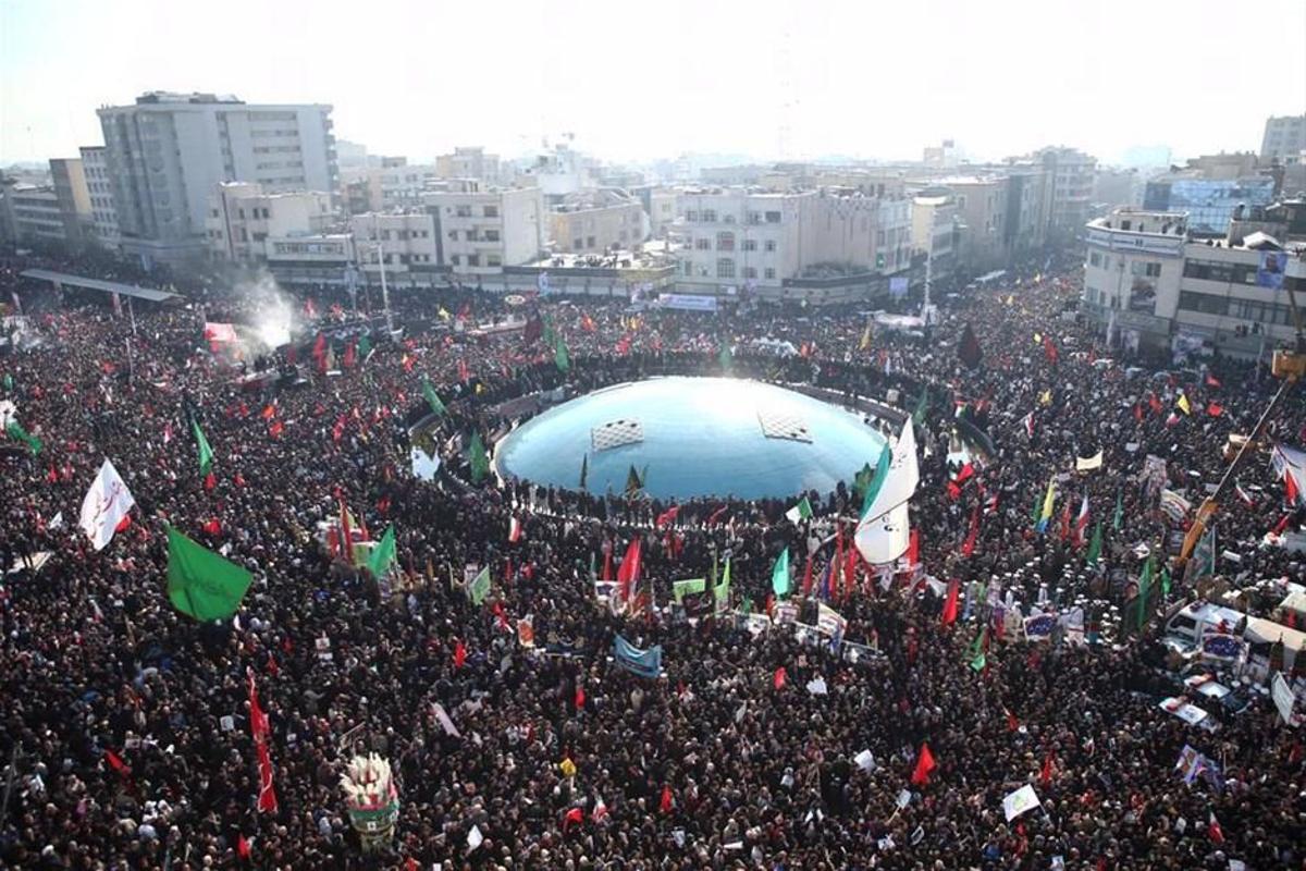 İran'ın dini lideri Ali Hamaney, gözyaşlarına boğuldu! - Dünyadan Haberler