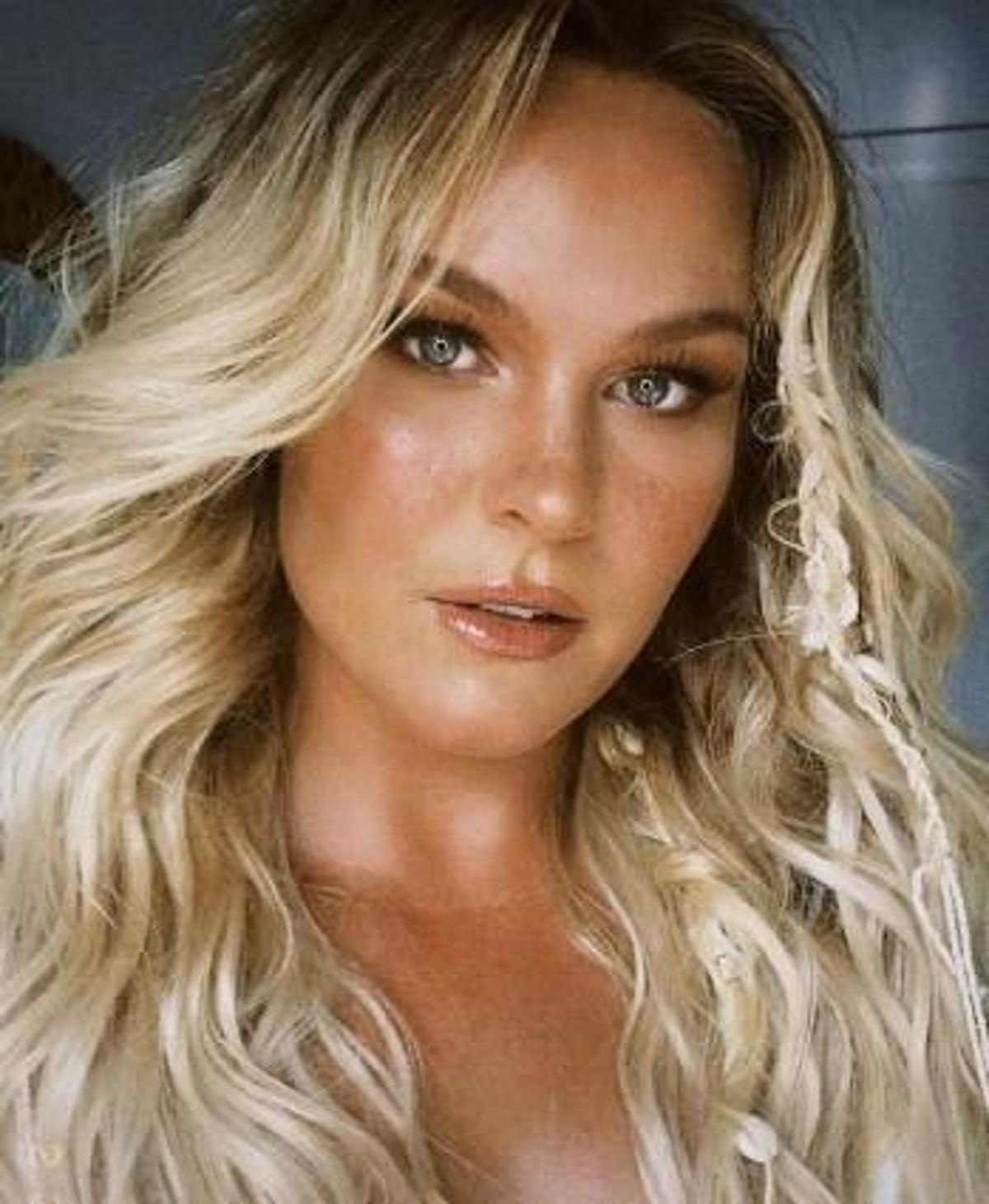 Felicity Palmateer - Gazetevatan En Son Magazin Haberleri