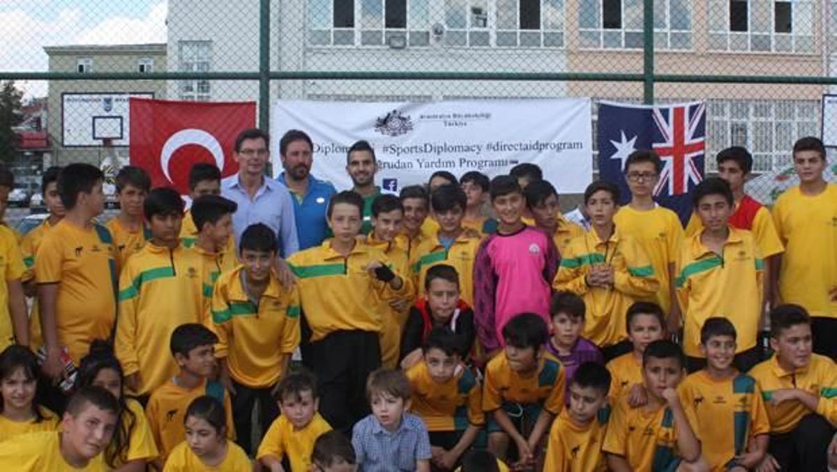 Aziz Behich: 'Çocuklar geleceğimizdir' - Futbol Haberleri