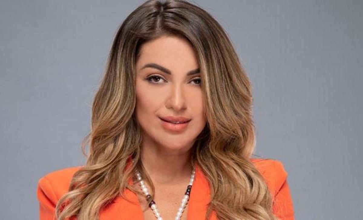 Kosovalı yıldız Arbnora Ademaj, Kanal D'de!