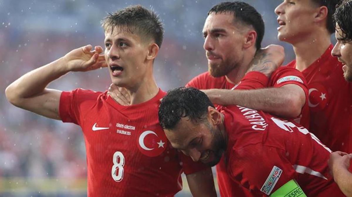 Mert Müldür ve Arda Güler'in golleri, en iyiler kategorisine aday ...