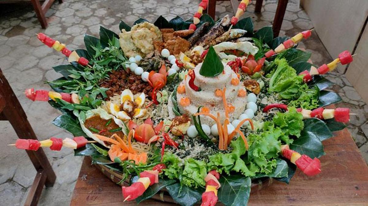 Gadir Hum Bayramı kutlama mesajları ve Gadir-i Hum sözleri! Dini, sağlık, huzur dileyen Gadir-i ...