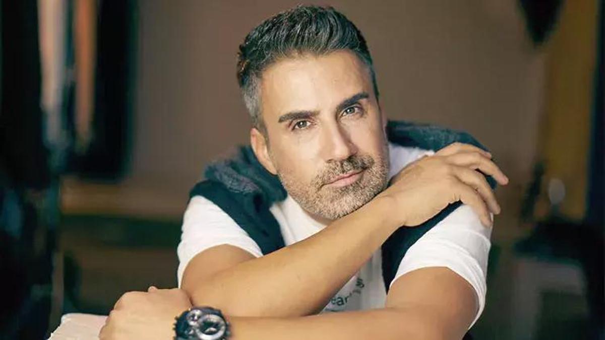 Dünya turnesine çıkmaya hazırlanan Emrah'ın özel kulis istekleri ortaya ...