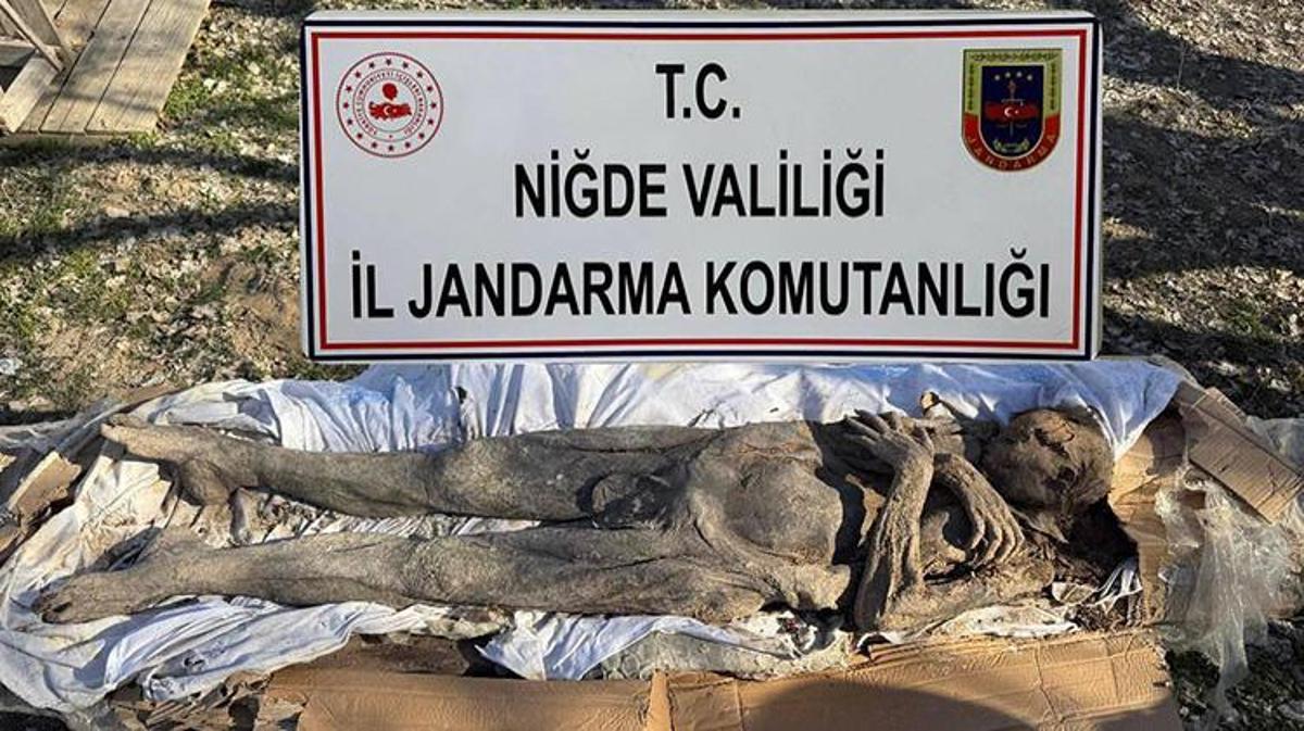 Niğde'deki mumya operasyonunda yeni detaylar ortaya çıktı! 1 yıl evde ...