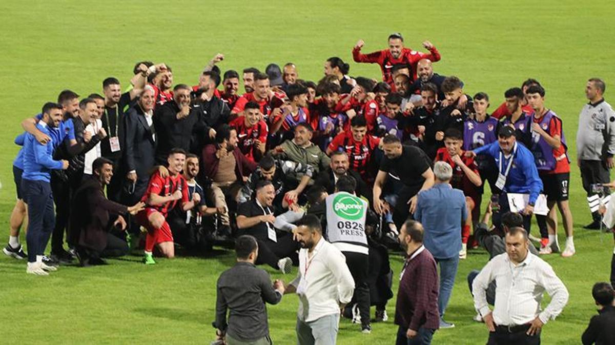 2’nci Lig Play-Off yarı final maçında Vanspor'dan büyük avantaj ...