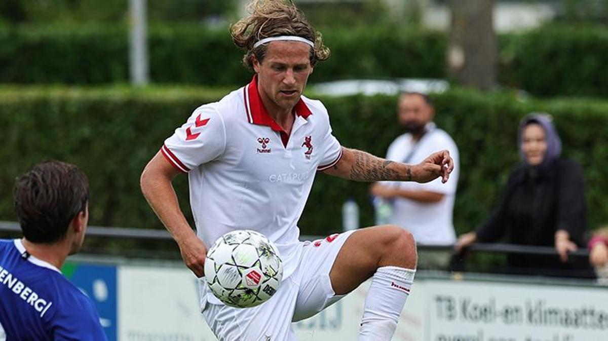 Okan Buruk kapıya koydu! Carlo Holse arkadaşını arayıp transferi ...