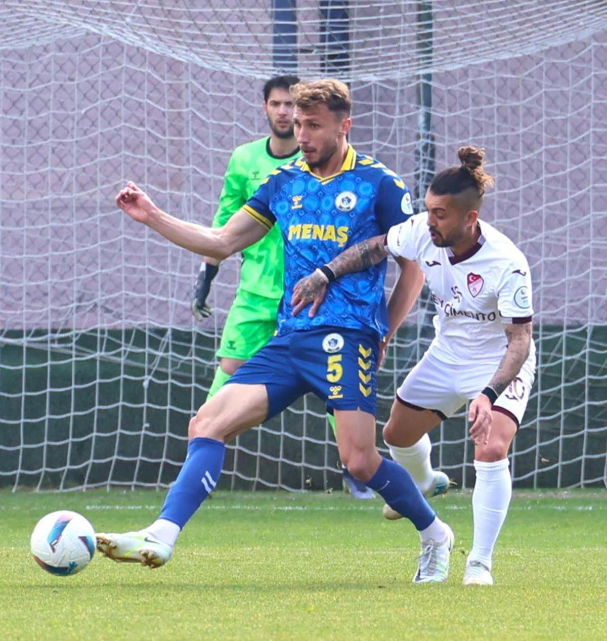 Menemen FK'da Onur'un yeni durağı Bingölspor - İzmir Haberleri