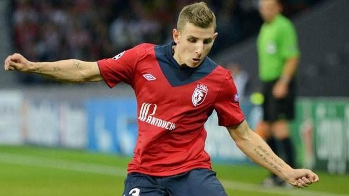 19'luk sol bek PSG'de - Futbol Haberleri