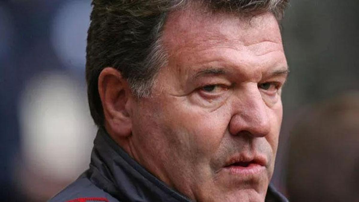 72 yaşındaki John Benjamin Toshack yoğun bakımda - Futbol Haberleri