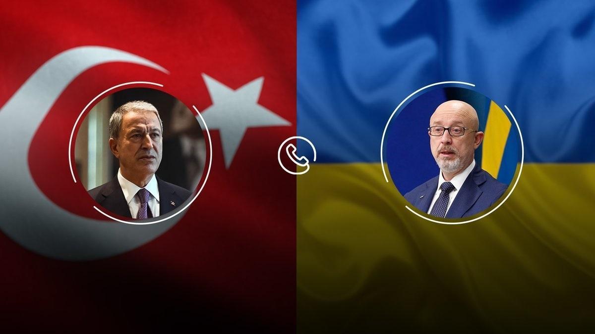 Ukrayna Savunma Bakanı Reznikov'dan Bakan Akar’a 30 Ağustos Zafer ...