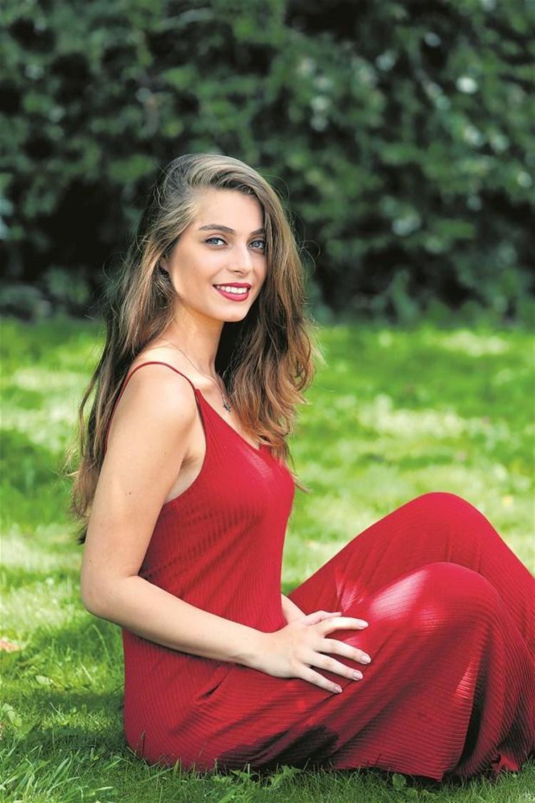 İlay Erkök - Gazetevatan En Son Magazin Haberleri