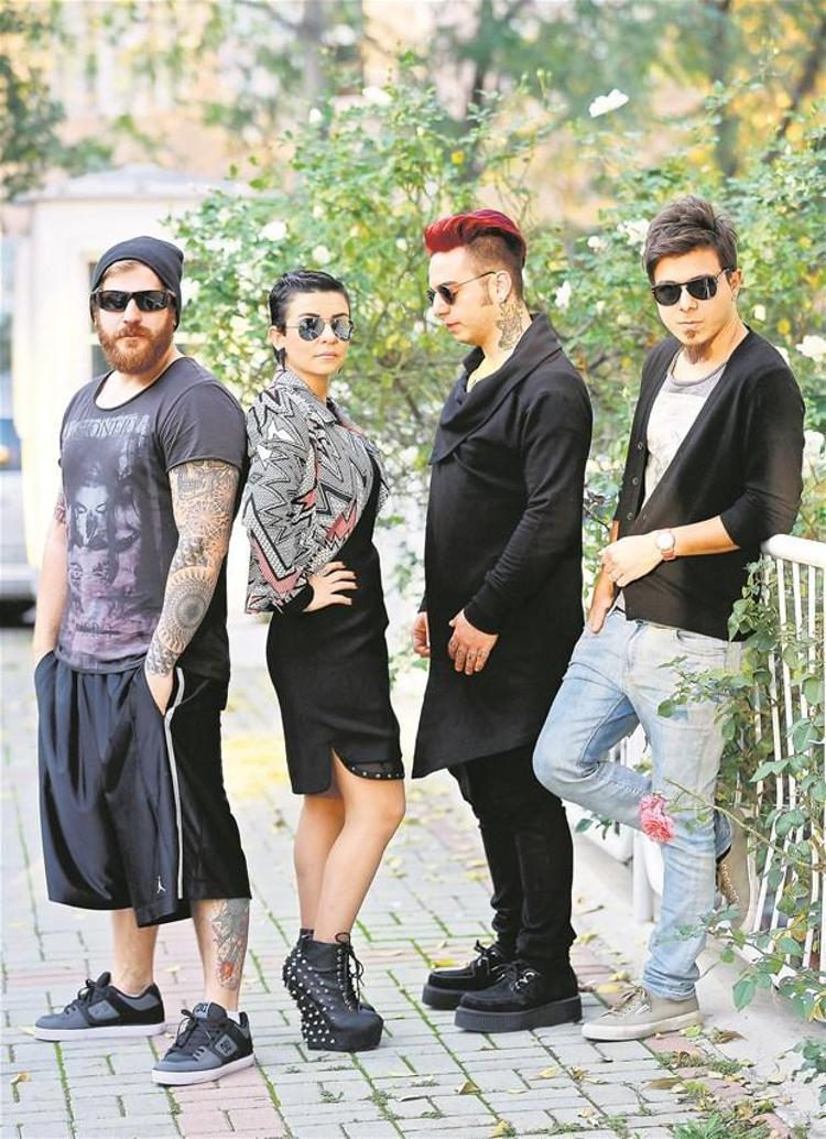 Model Grubu - Magazin Haberleri