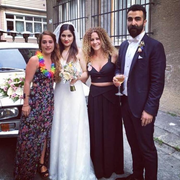 Zeynep Çamcı Serhat Bayram çifti evlendi - Magazin Haberleri