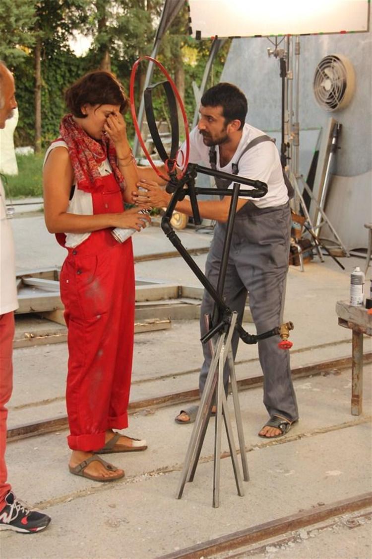 Guruldayan Kalpler Filmi - Magazin Haberleri