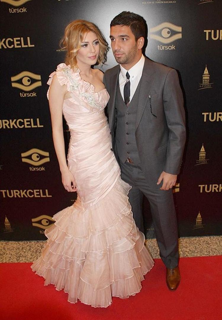 Arda Turan-Diyar Onar - Magazin Haberleri