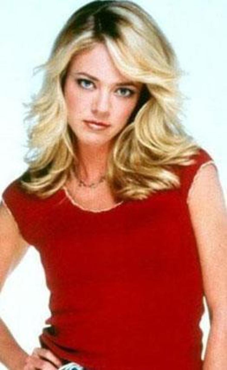 Lisa Robin Kelly - Magazin Haberleri