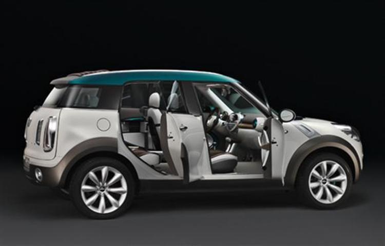 MINI Cooper SUV
