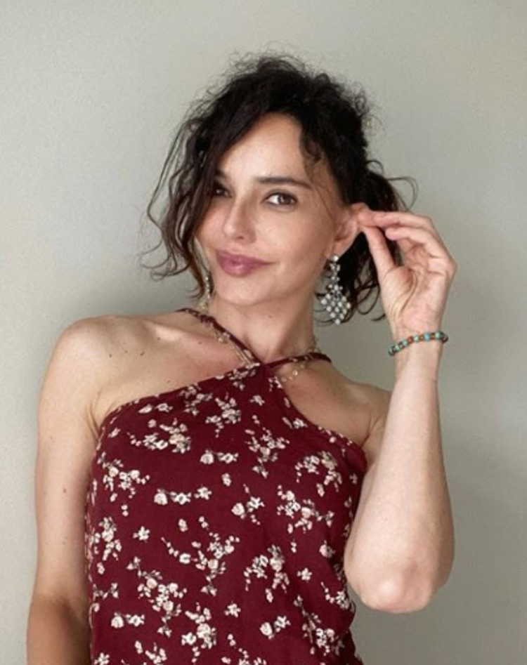 Hande Ataizi'den kas şov! - Vatan Gazetesi Magazin Haberleri