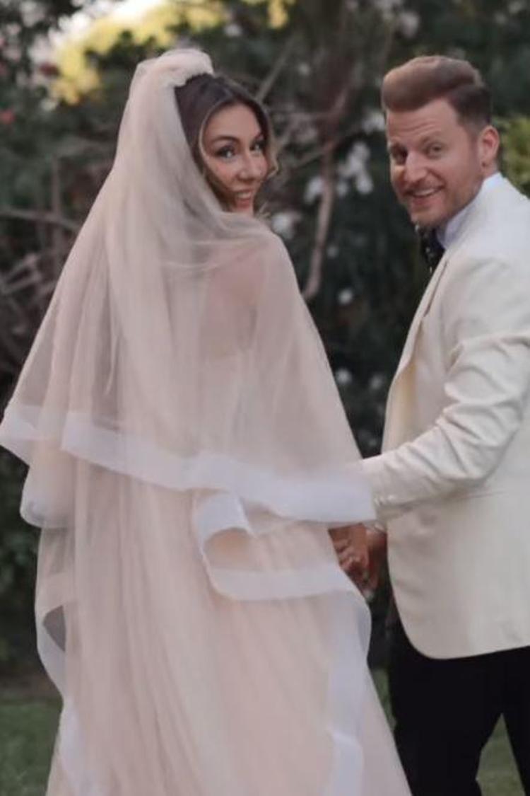 Oyuncu Ege Kökenli, Lior Ahituv ile evlendi! 'Sonsuza dek mutlu ...