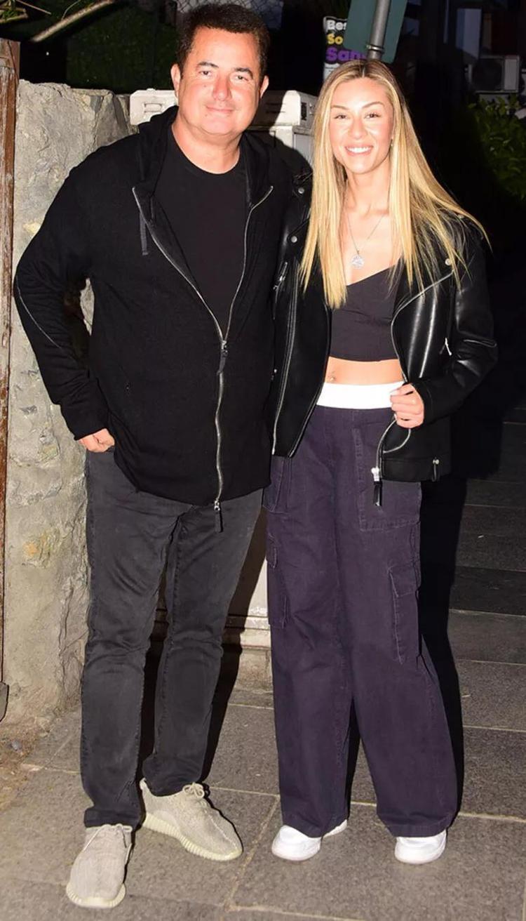 Acun Ilıcalı ve Ayça Çağla Altunkaya Bebek'te! Ilıcalı'ya sevgi seli ...