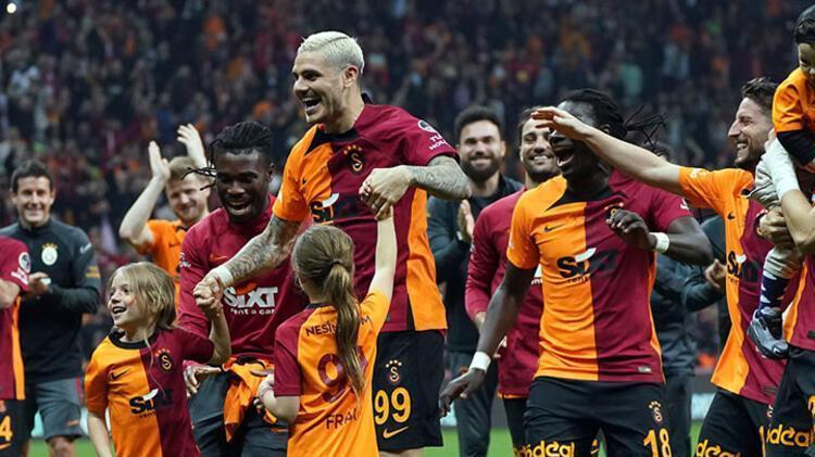 Galatasaray'dan transfer çalımı! 3 yıldızla anlaşma sağlandı, PSG'den ...