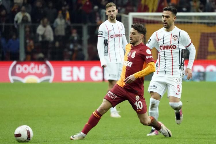 Önce Okan Buruk, sonra Erden Timur! Kerem Aktürkoğlu dayanamadı, yüzüne ...