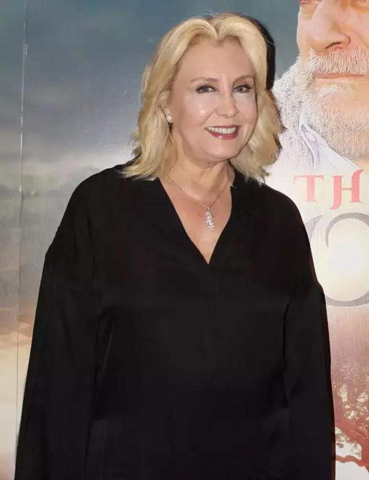 Mehmet Ali Erbil'in 40 yaş küçük sevgilisi Gülseren Ceylan Nergis ...