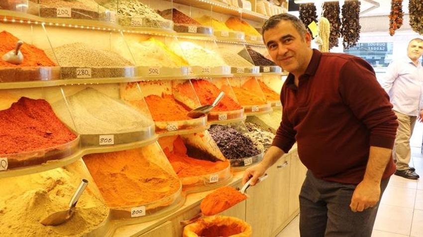 Kayseri'de kuyruklar oluştu! Evde kendi yapmak isteyenler akın akın ...